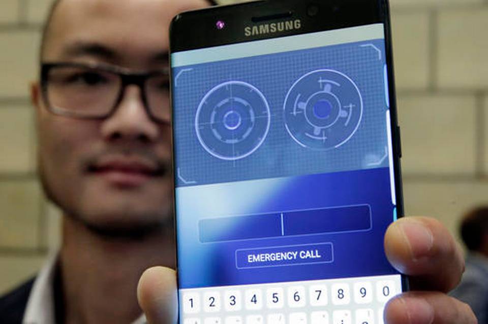 Samsung's New Jumbo Phone Unlocks with Iris Scanner - Research ...